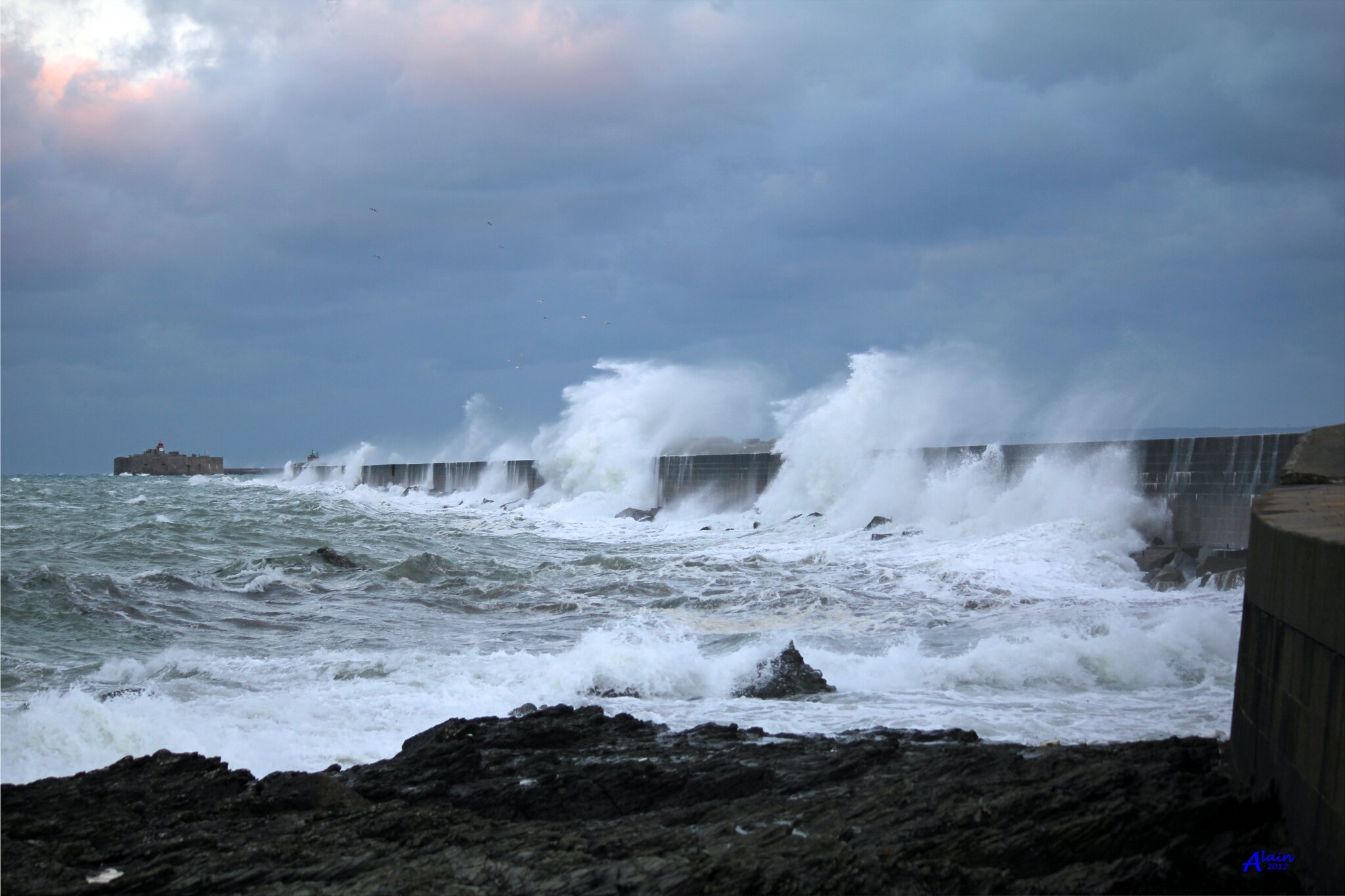 LA DIGUE DE CHERBOURG
